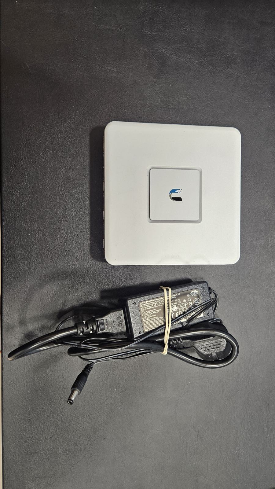 Ubiquiti usmerjevalnik USG Security Gateway