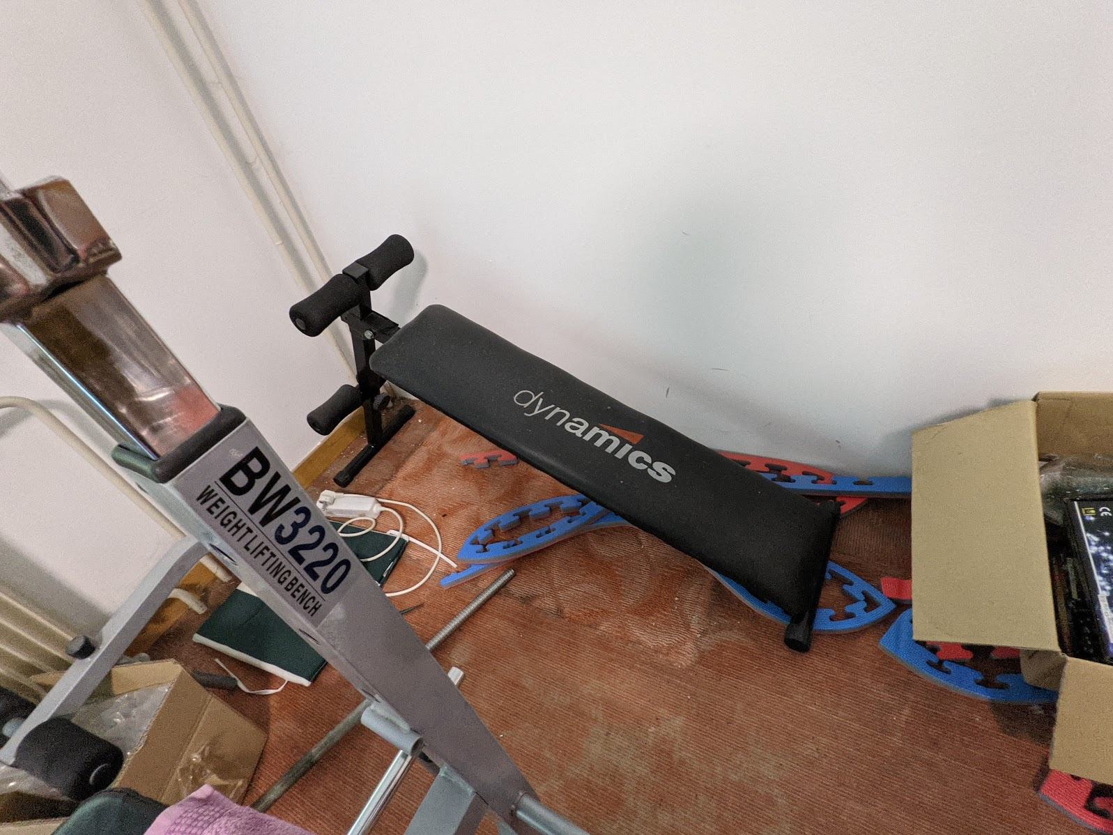 fitnes klop za vaje trebušnih mišic