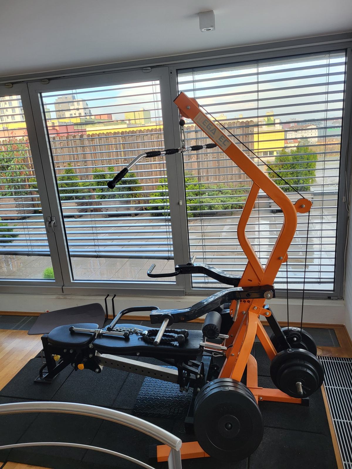 MEGATec ATX multifuncijska fitnes naprava TRIPLEX - VRHUNSKI KOMPLET