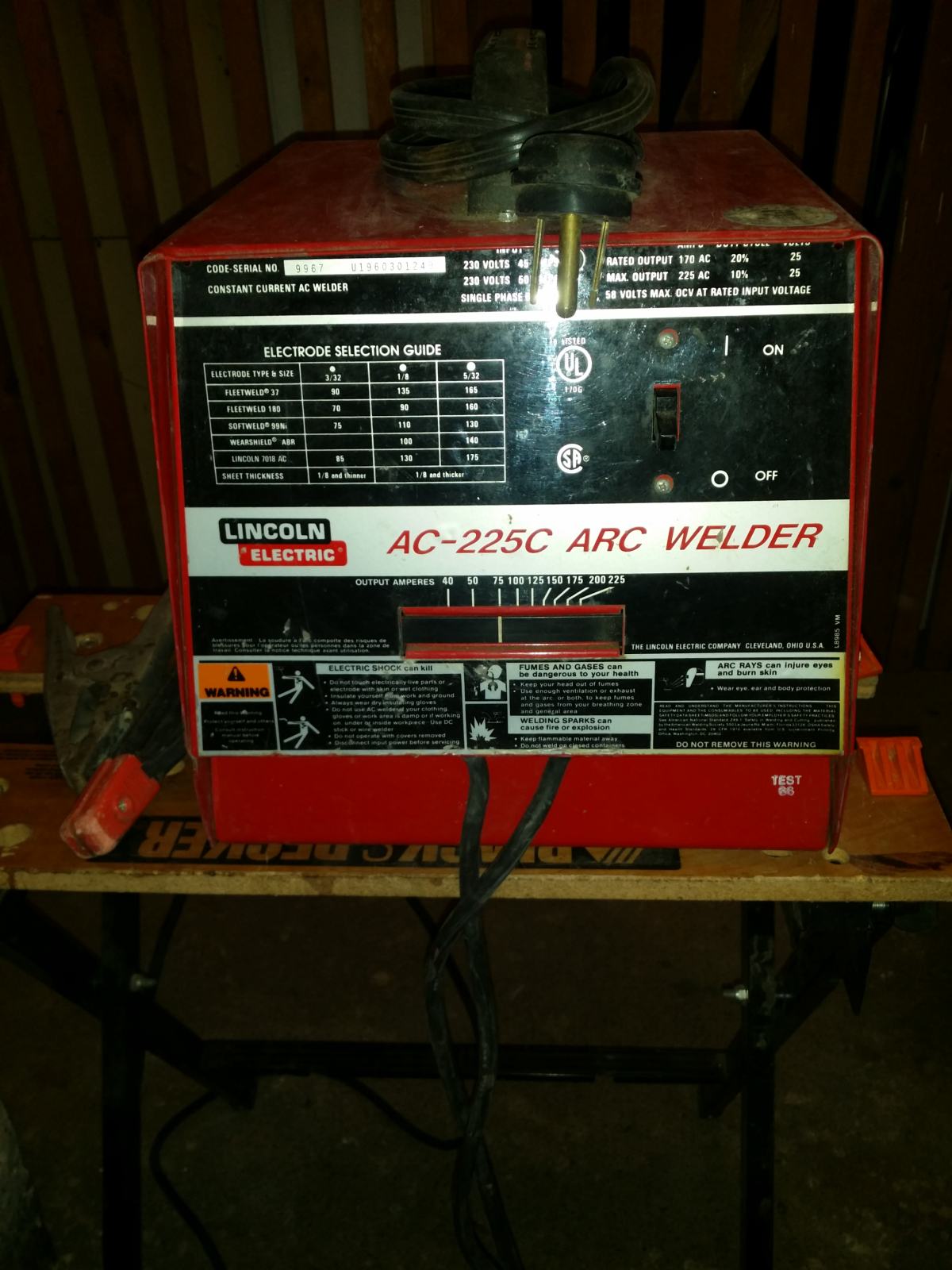LINCOLN AC-225C ARC WELDER