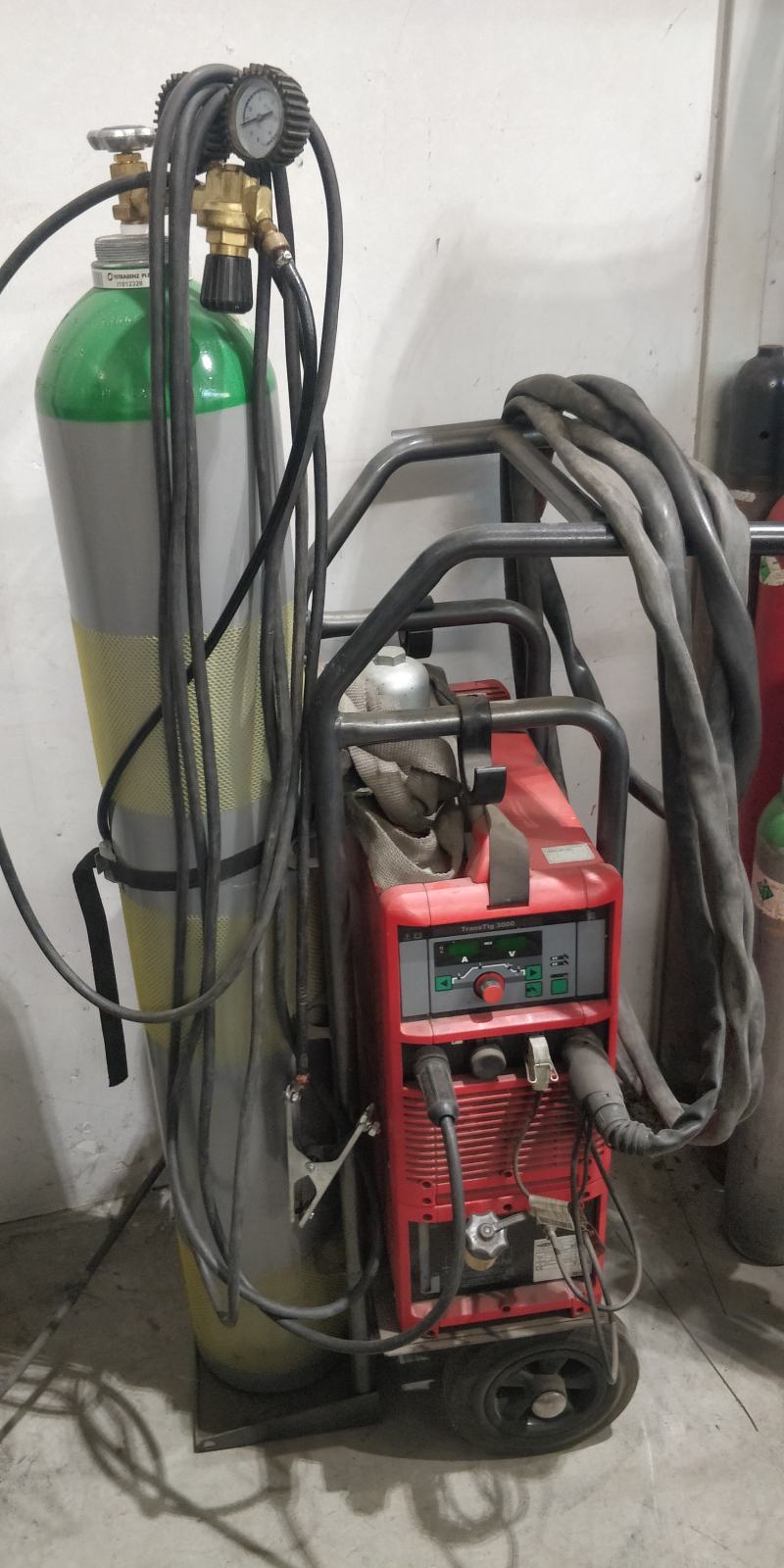 Varilni aparat Fronius Transtig 3000 s hlajenjem