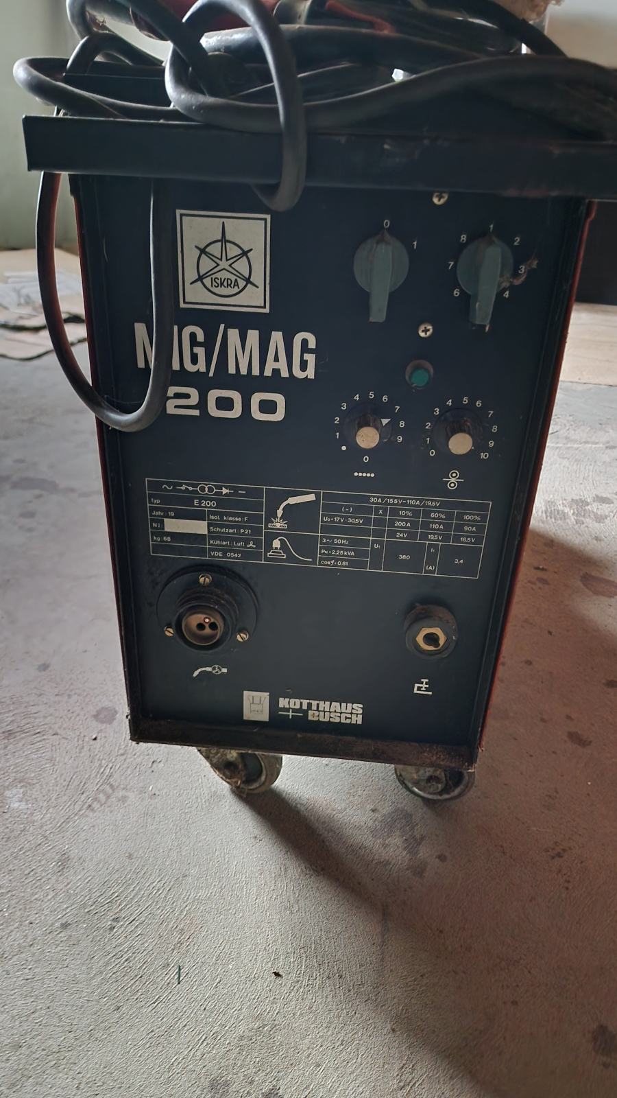 VARILNI APARAT MIG/MAG 200