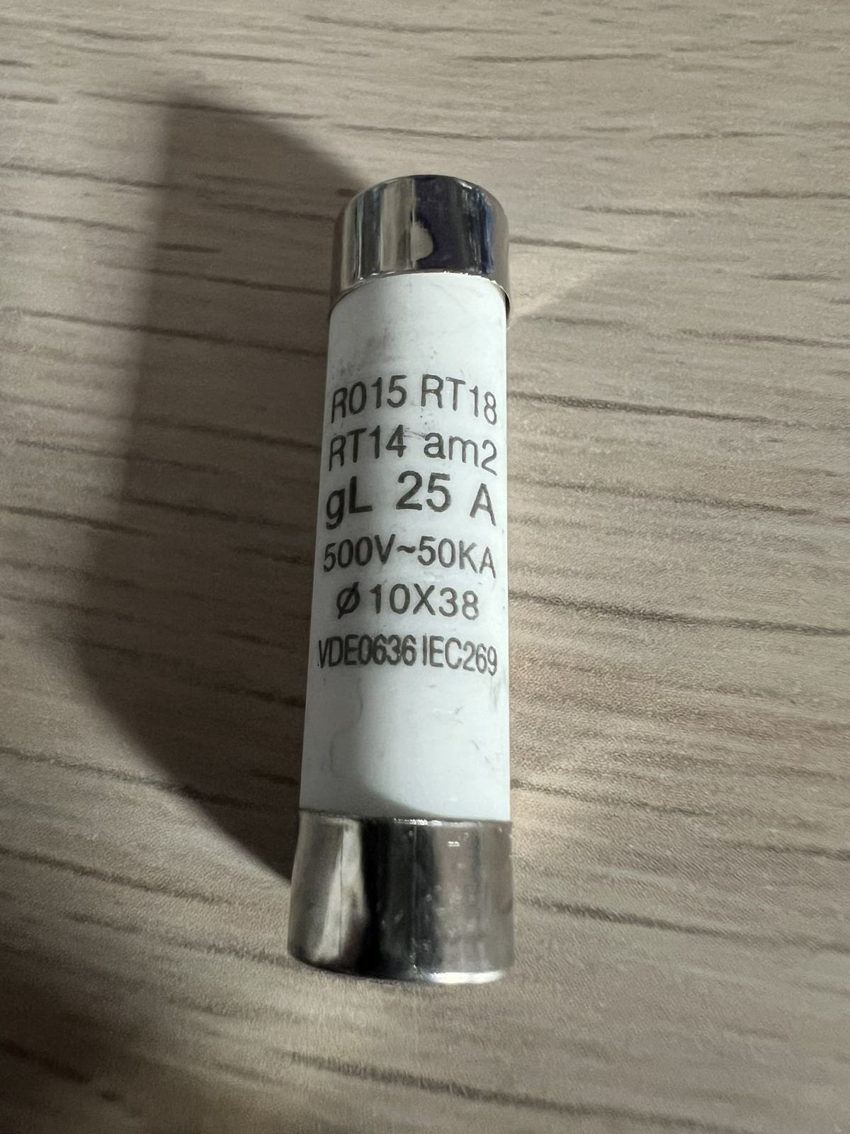 RO15 RT18 RT14 25A 500V varovalka