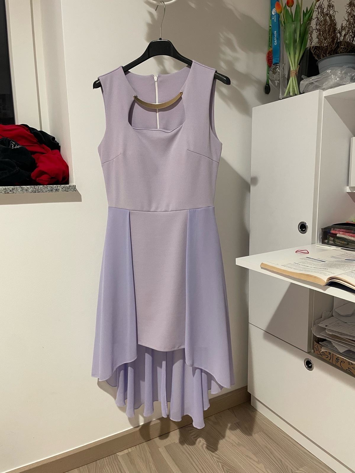 Svečana kratka obleka (primerna za valeto)