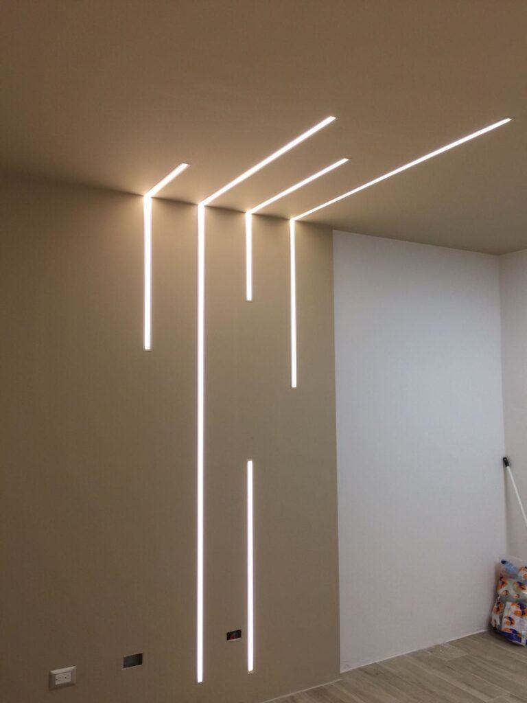 Knauf Alu profili za LED trak, LED trakovi, napajalnik, stikalo - 6m