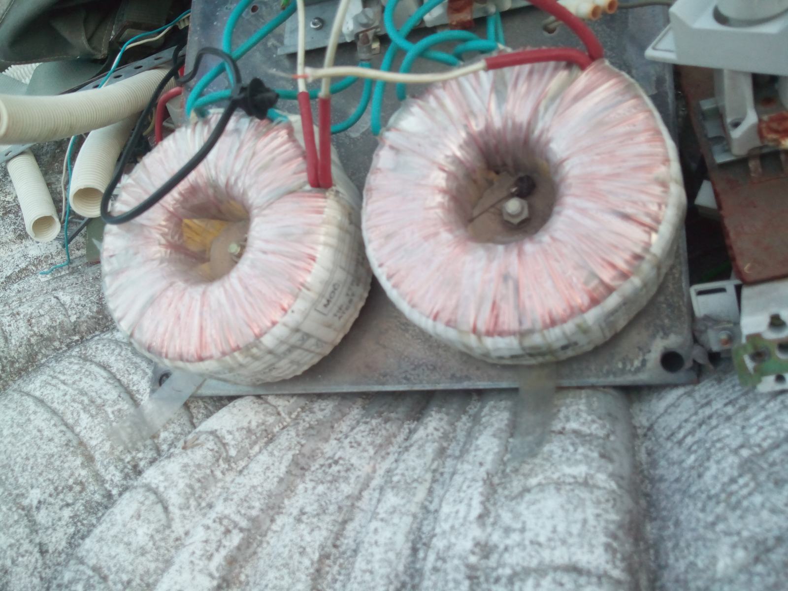 Toroid, transformator 240/24V in 230/12V, toroidni trafo, 070222370