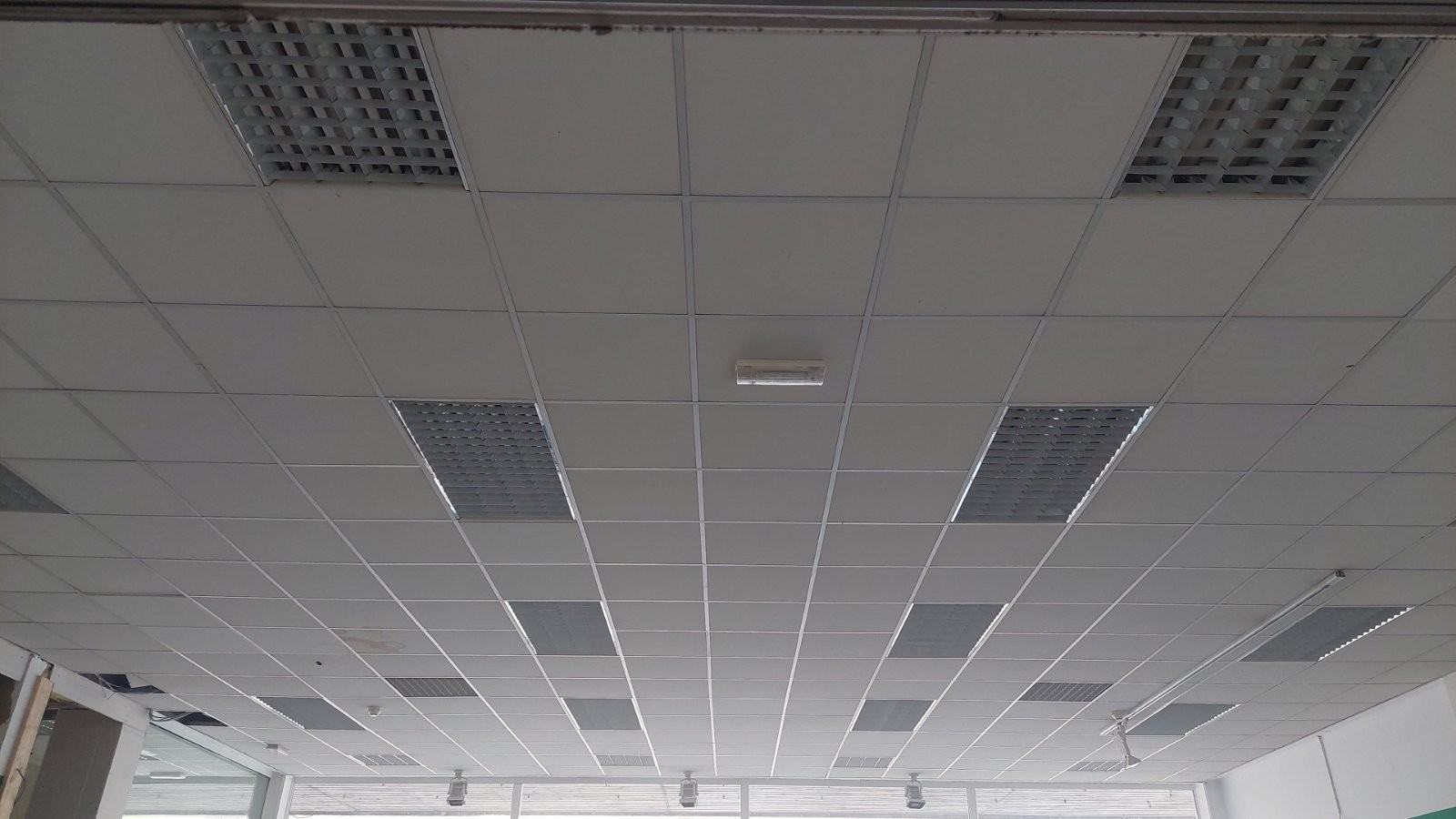 Vgradne luči (svetila) za Armstrong strop (neonska) 60x60 in 120x60