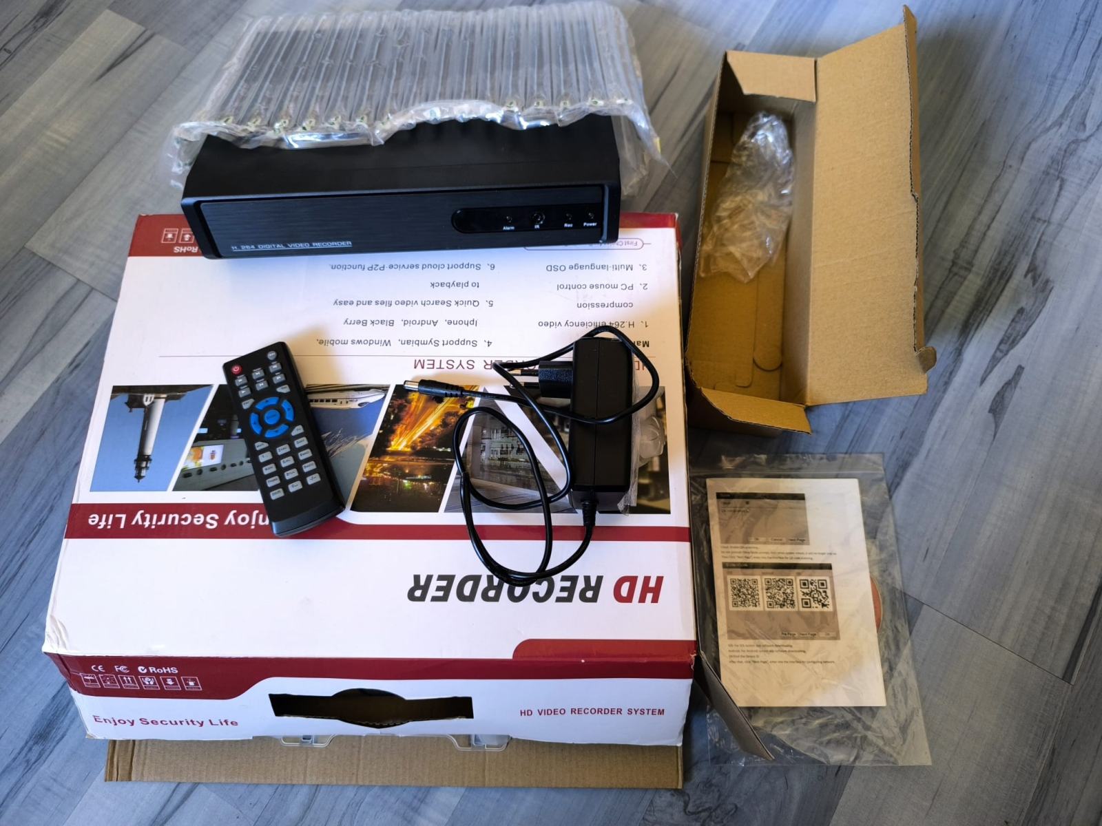 HD DVR snemalnik za kamere – 8 kanalni