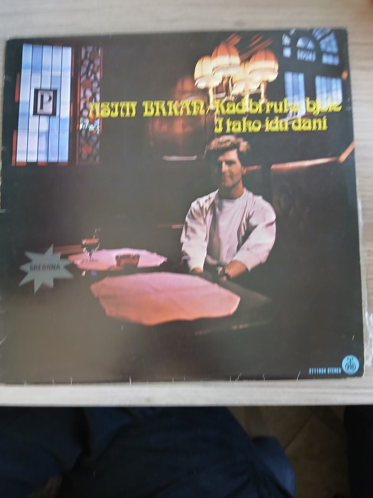 Asim Brkan – Kad Bi Ruke Bjele / I Tako Idu Dani LP 1983