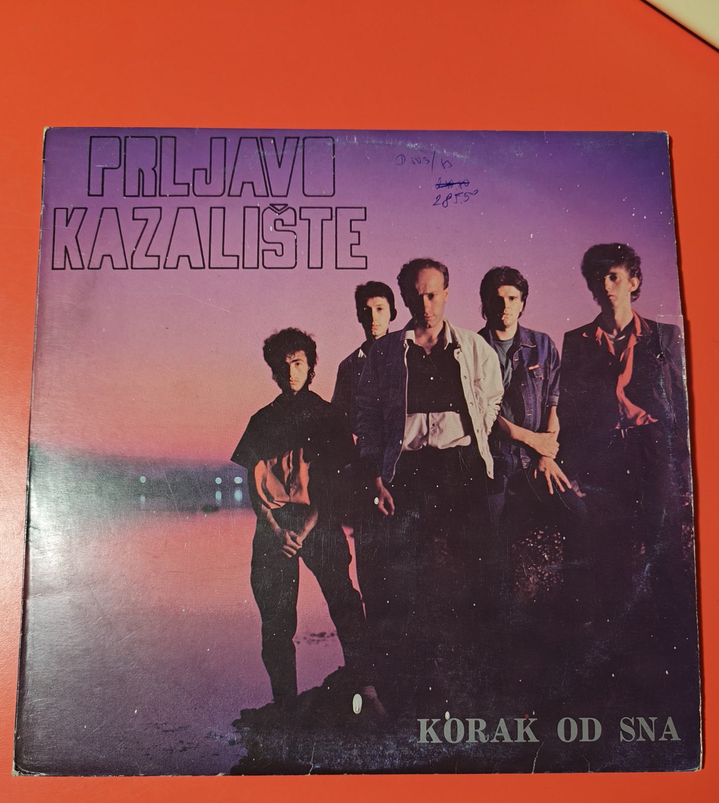 GRAMOFONSKA PLOŠČA - PRLJAVO KAZALIŠTE