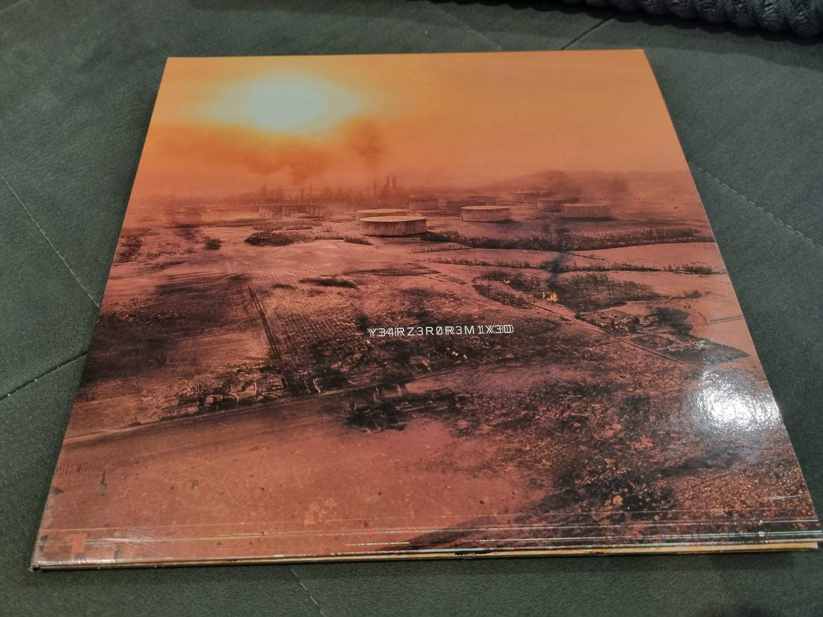 Nine Inch Nails - Year Zero Remixed, trojni LP