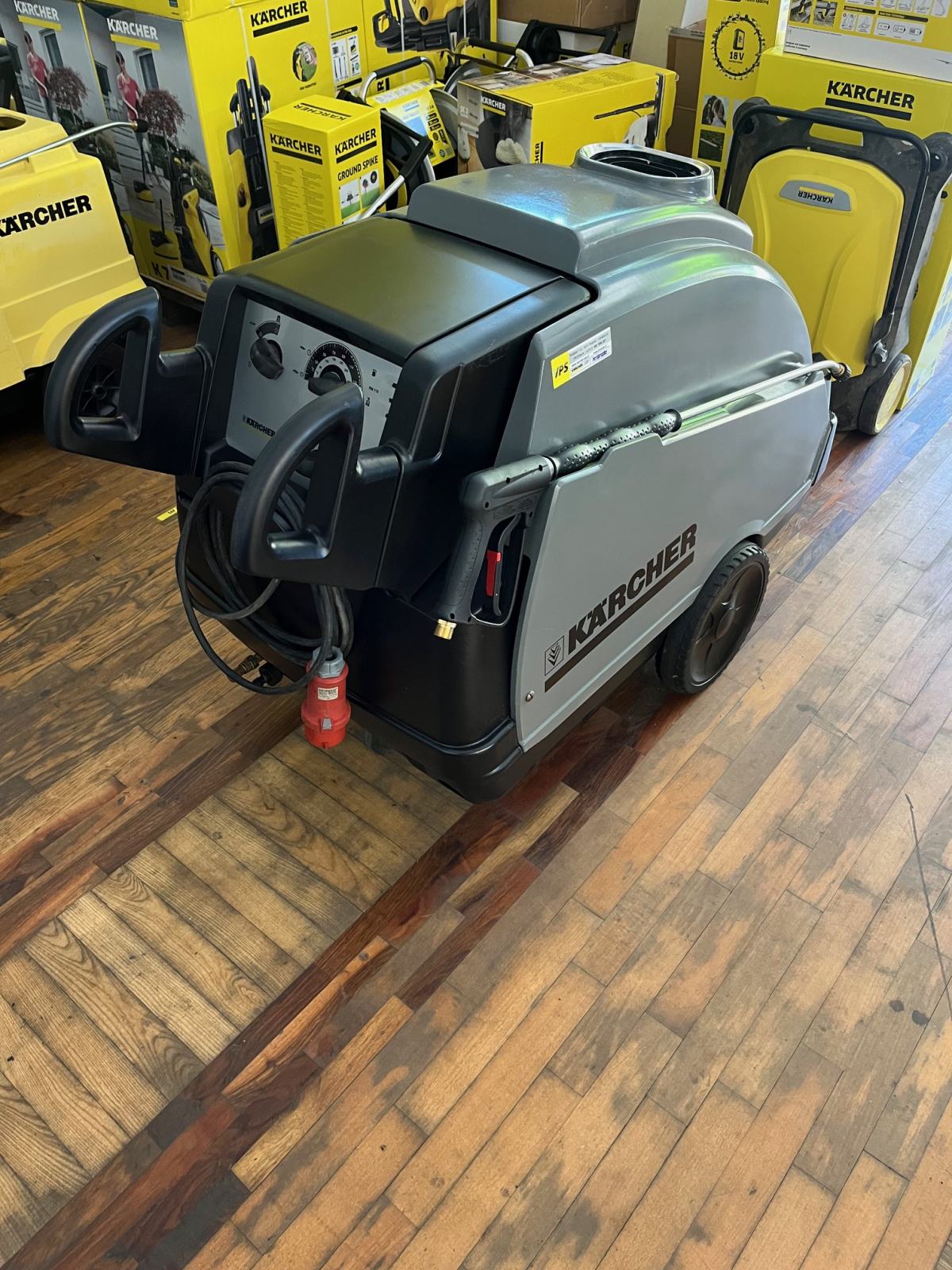 Visokotlačni čistilnik KARCHER HDS 695 - 4Meco