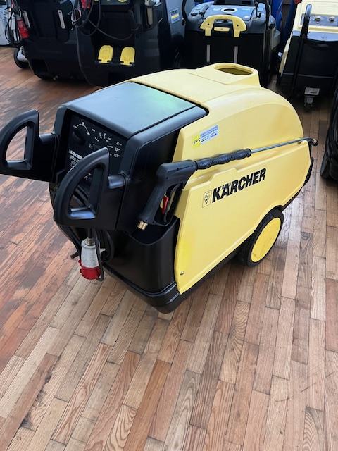 Visokotlačni čistilnik KARCHER HDS 895