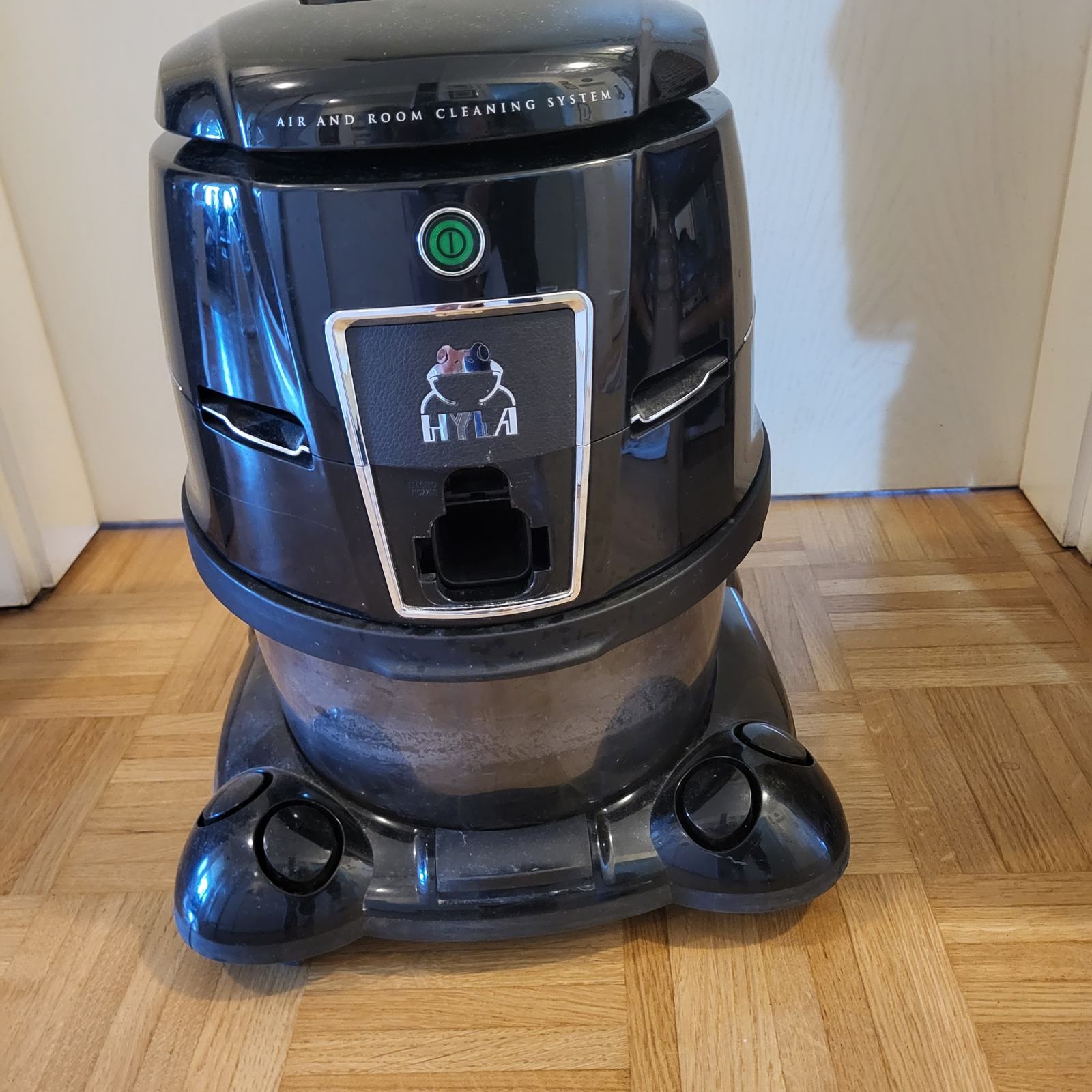 HYLA VODNI SESALEC PRODAM