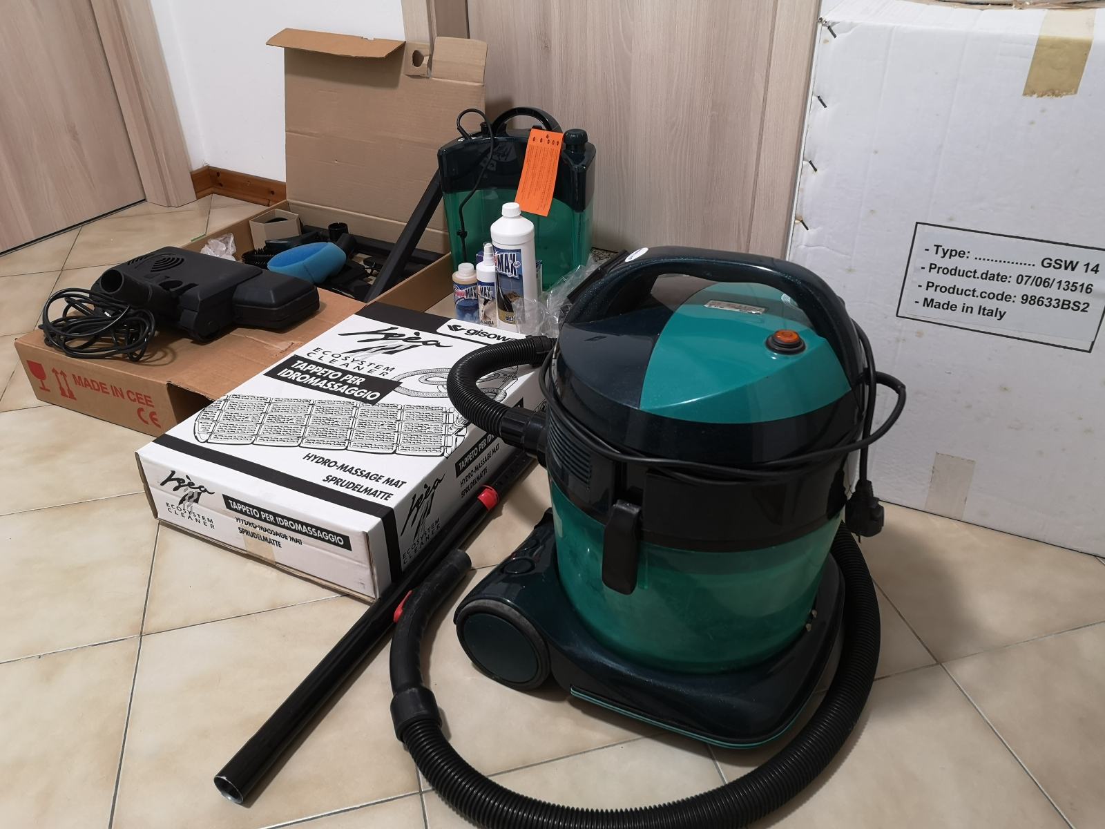 Vodni sesalnik IGEA Compact Batagel