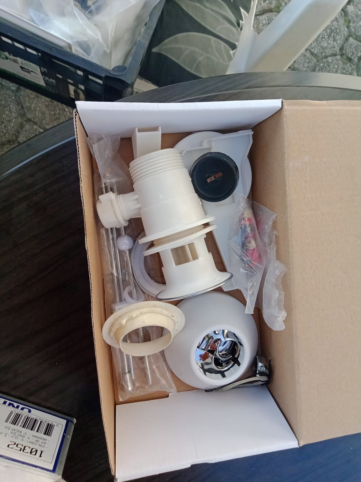 VODOVODNE CEVI, SPOJ........