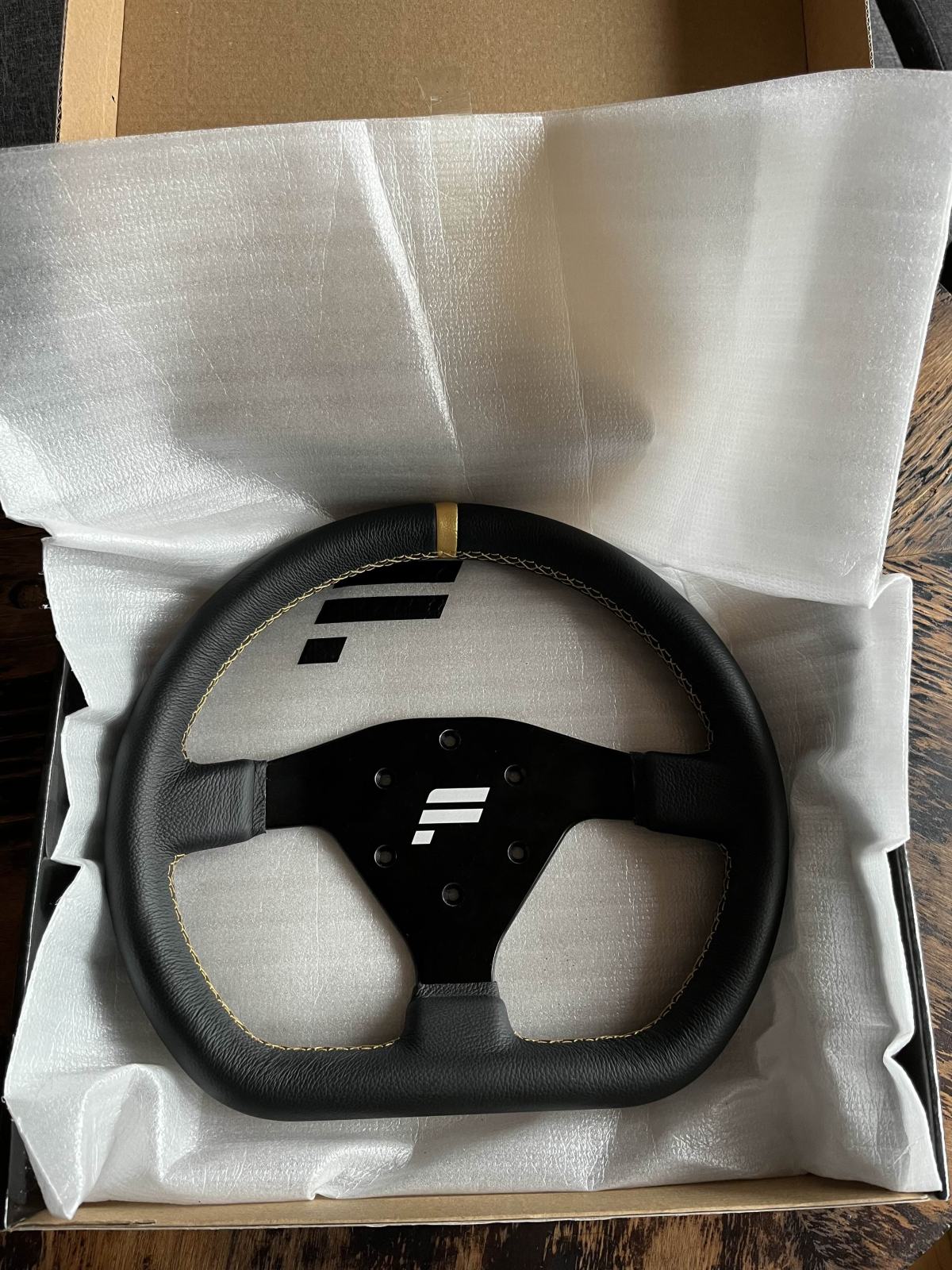 Fanatec Podium wheel rim R300 in Drift volan