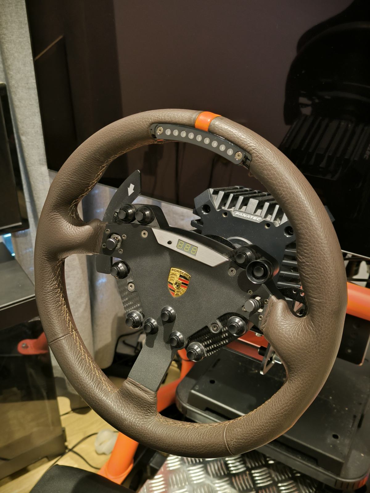 Fanatec Porsche 918 RSR obroč z magnetnimi menjalniki