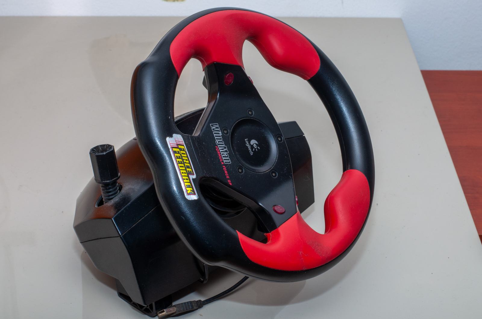Logitech volan WingMan Formula Force GP (Force Feedback) + pedala