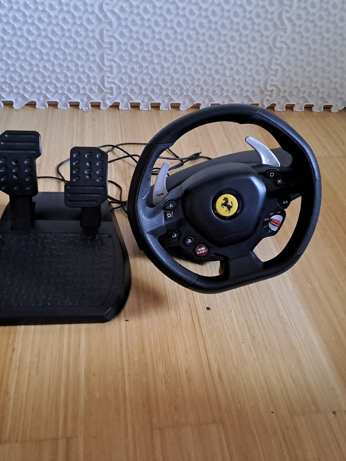 Thrustmaster T80 Ferrari 488 GTB Edition
