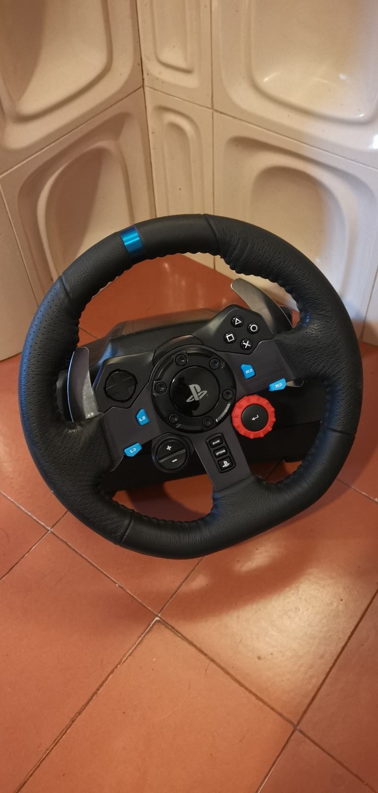 Volan Logitech G29
