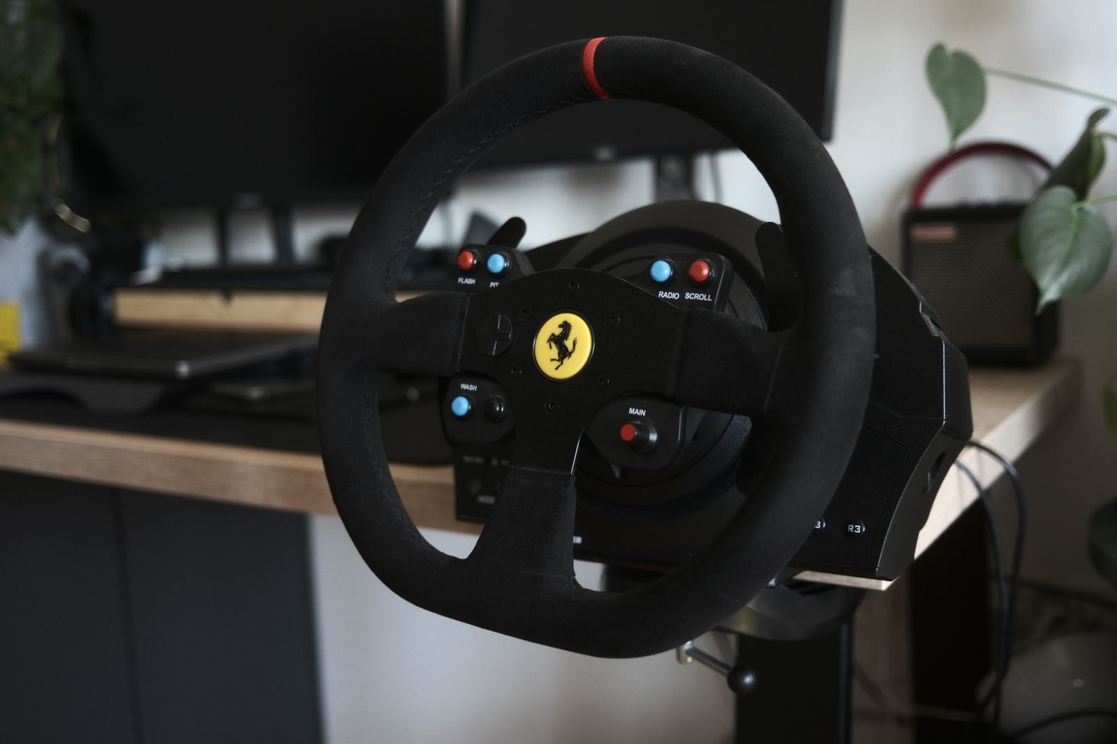 Volan T300 Ferrari Integral Racing Wheel Alcantara Edition