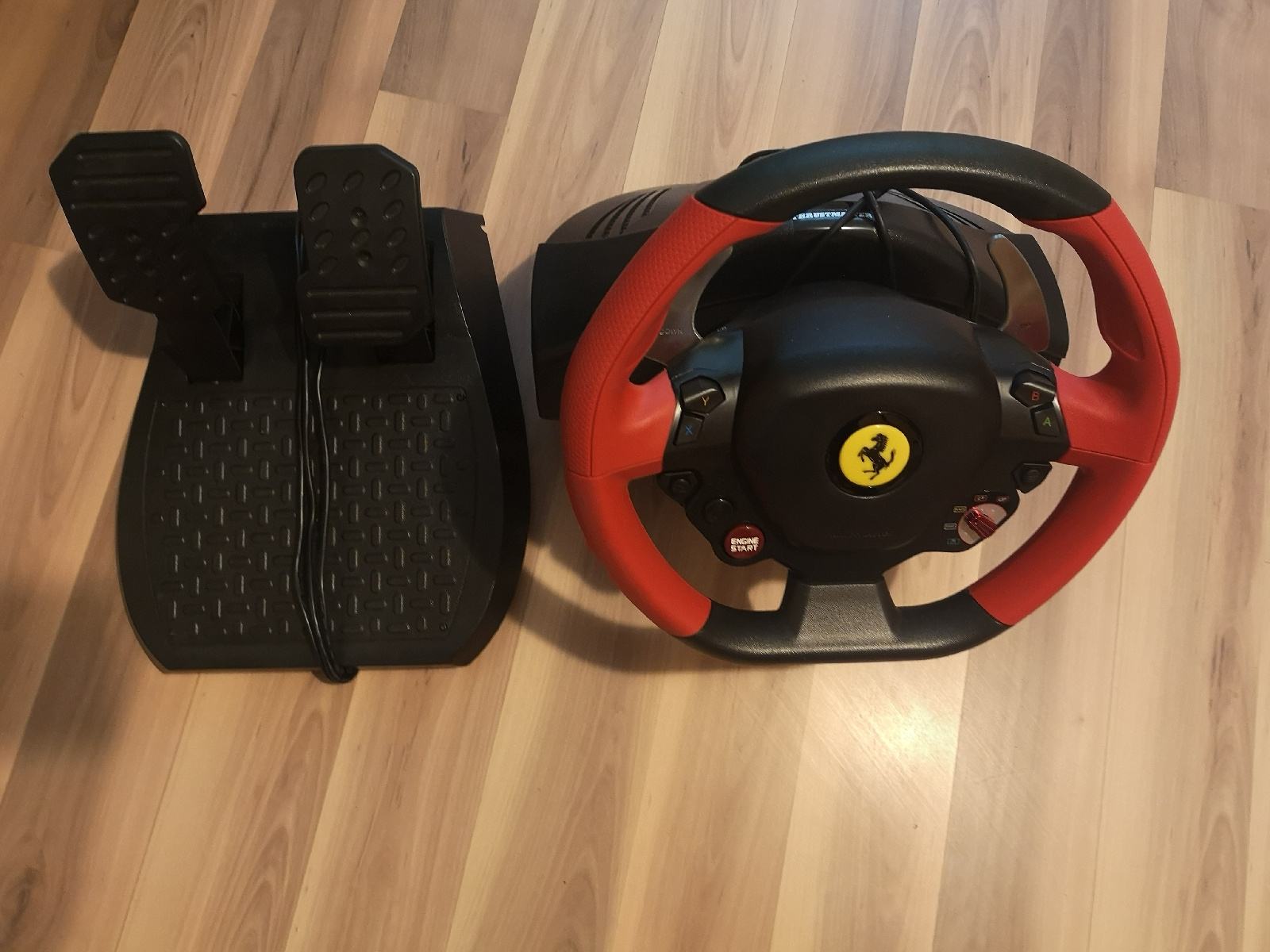 Thrustmaster Ferrari 458 Spider volan
