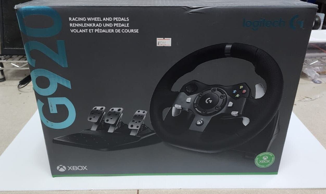 Logitech G920 dirkalni volan in pedala za PC/Xbox
