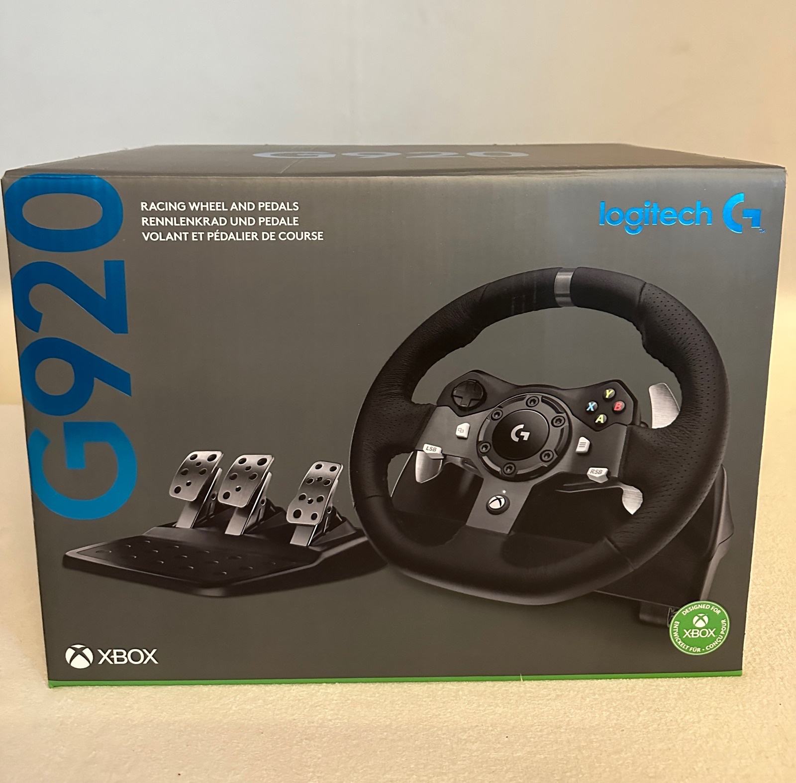 Logitech G920 volan s pedali