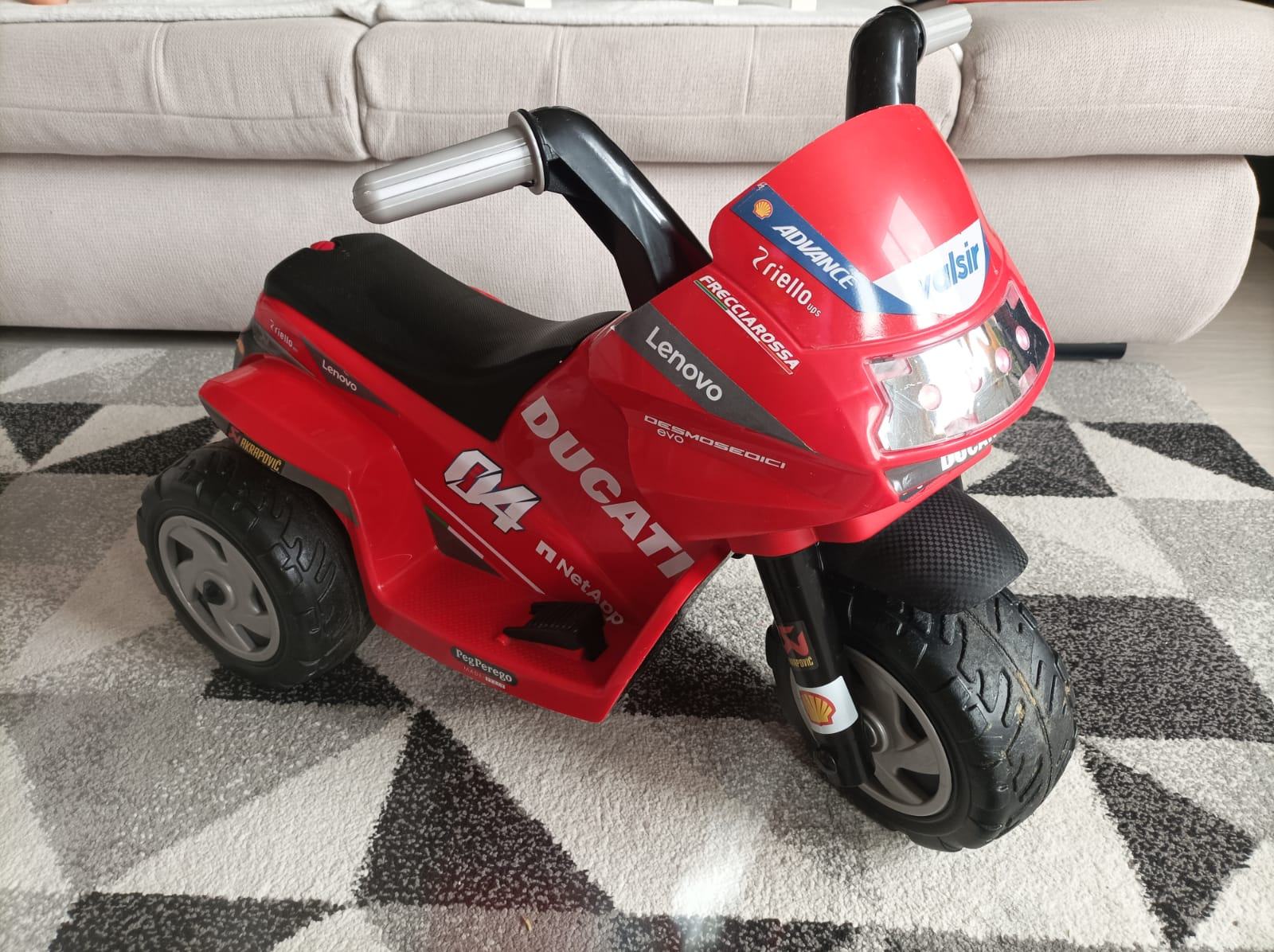 Peg Perego Mini Ducati Evo Tricikel Motor