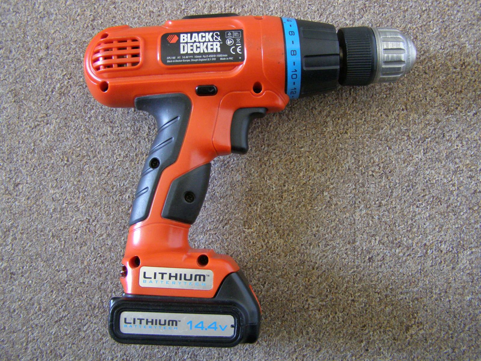 KUPIM aku vrtalnik Black & Decker EPL148 ali podoben (beri opis)