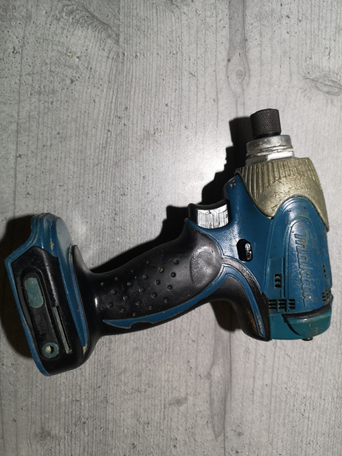 MAKITA UDARNI VIJAČNIK BTD140 18v