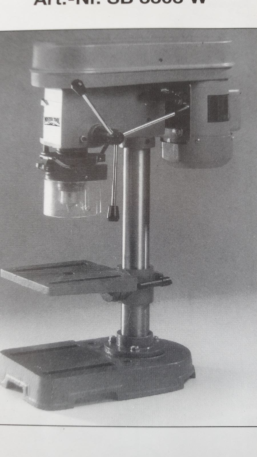 Nerabljen namizni vrtalni stroj Mister Tool SB 3303W