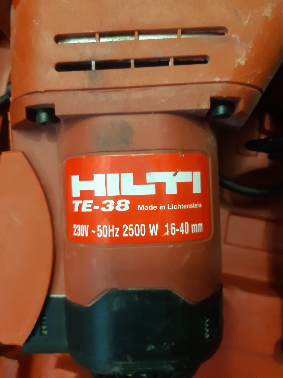 udarno kladivo HLTI TE-38