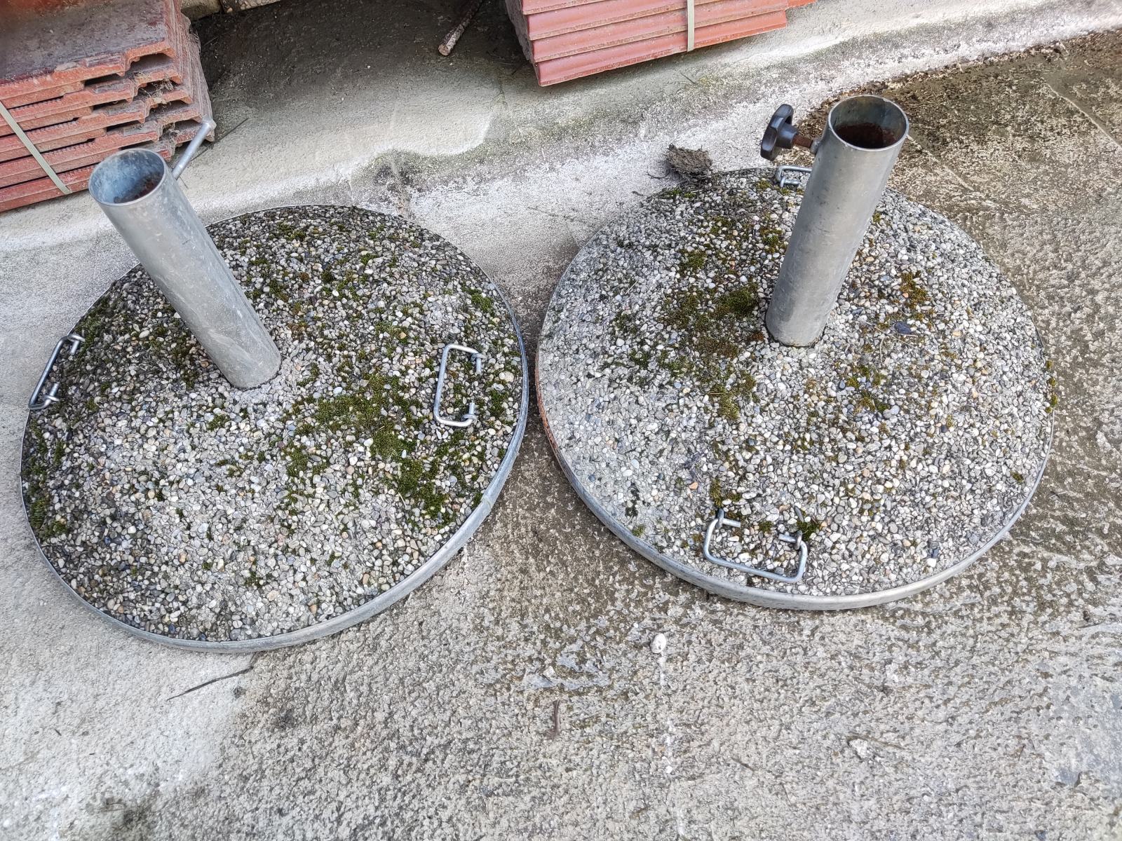 Prodam betonski podstavek za vrtno marelo