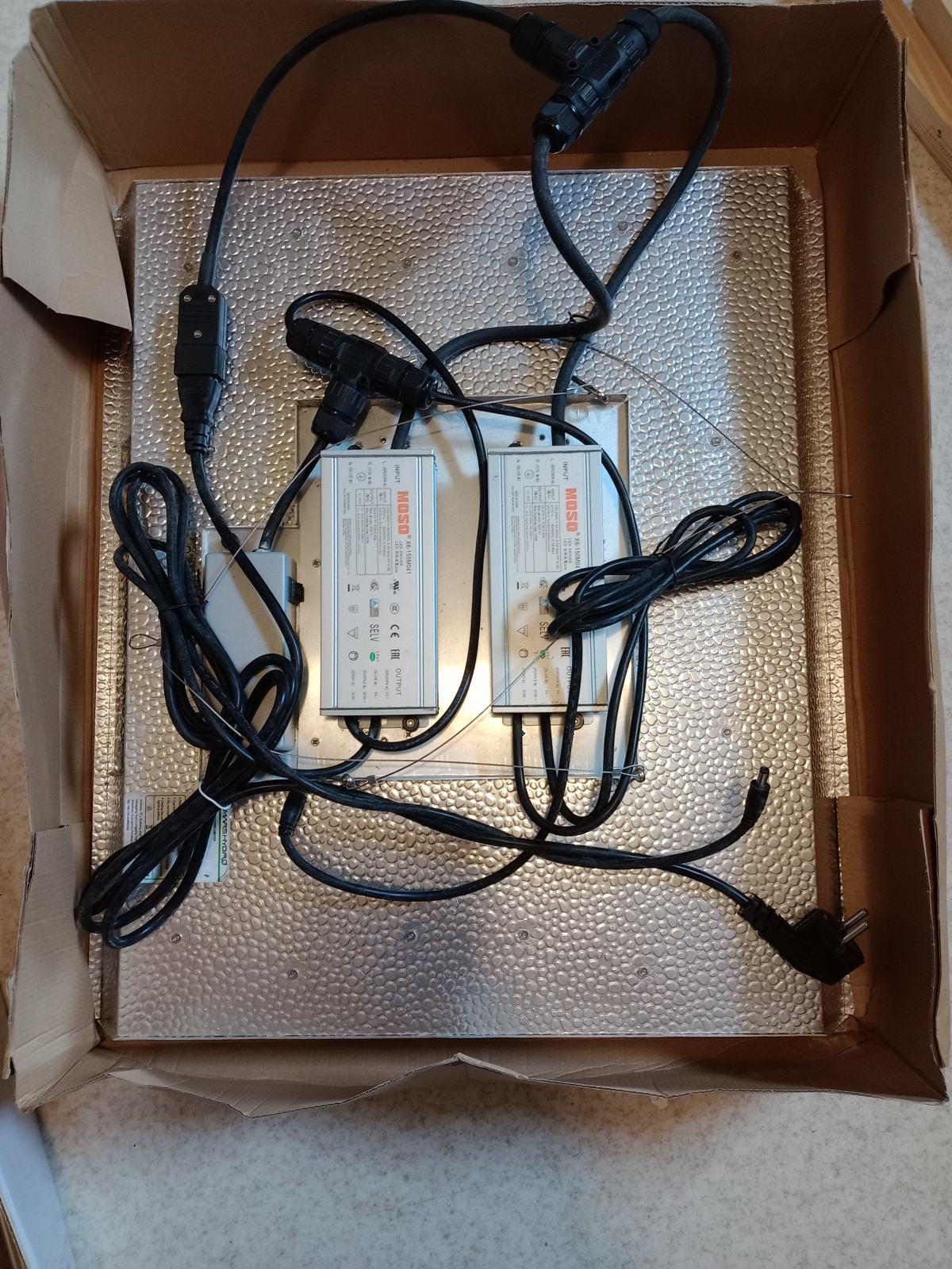 led grow light + Grow Light Mover