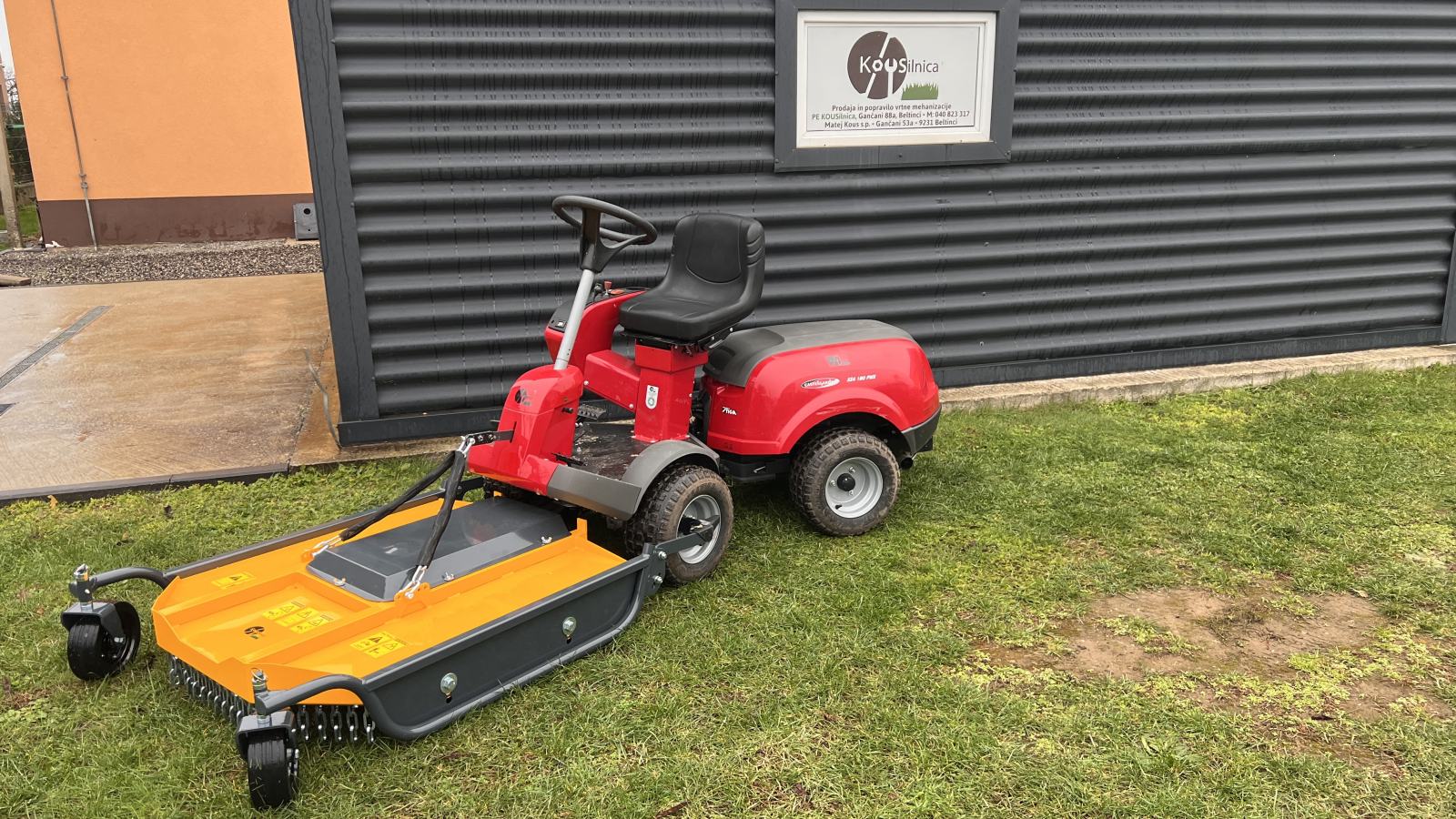 Castelgarden rider XZ4 180 PWX 4x4 servo kosišče za visoko travo 90 cm