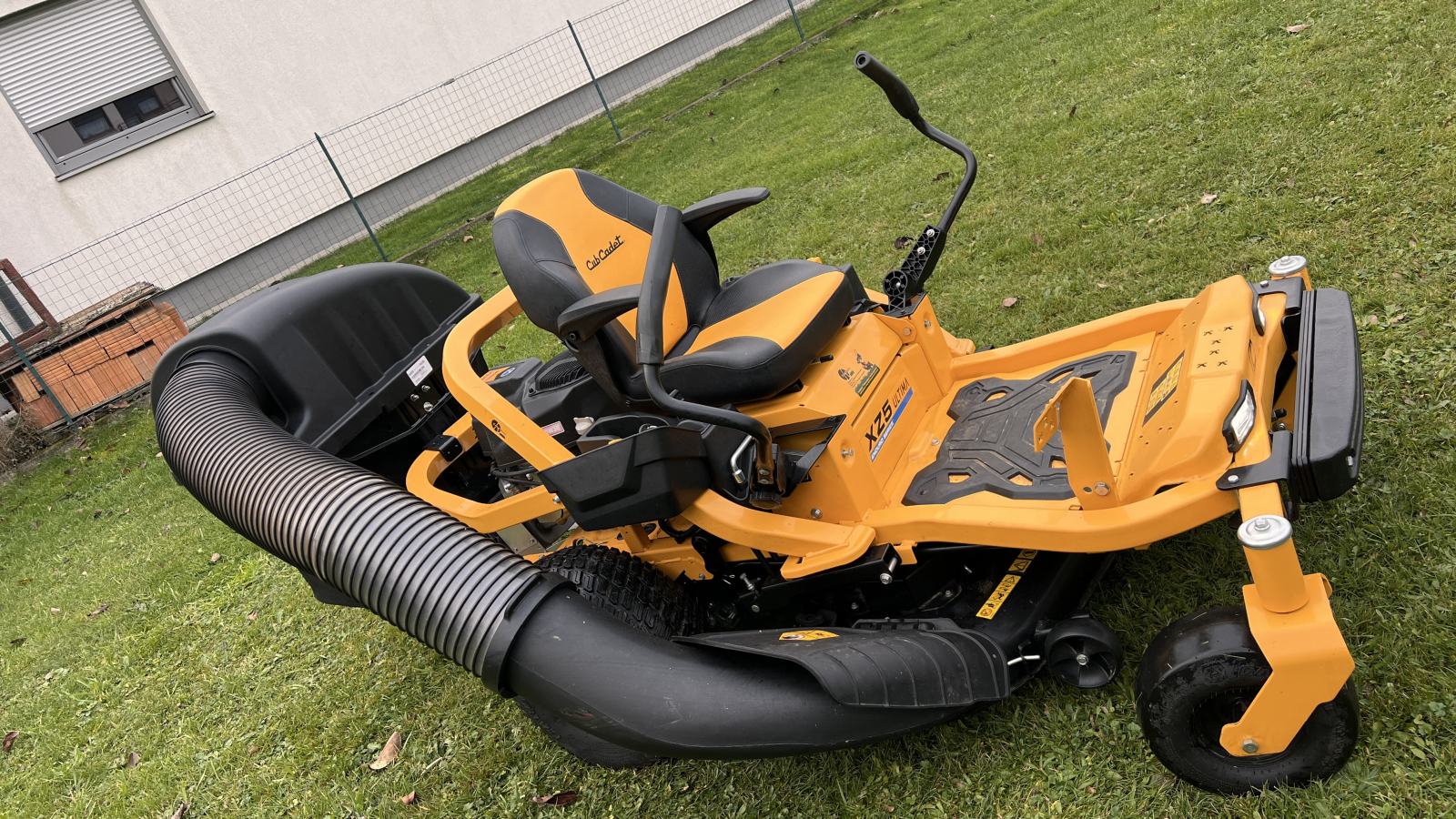 Koš, košara Zero Turn Cub Cadet XZ 5 42” 107 cm 19B70054100