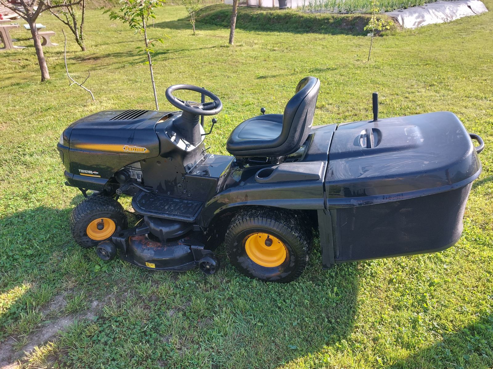 Vrtni traktor mcculloch partner