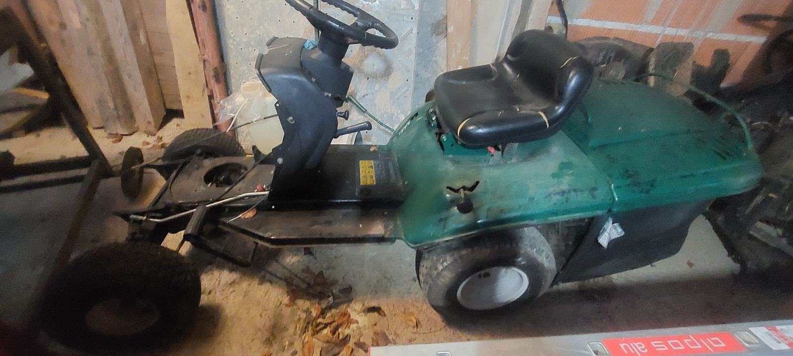 Vrtni traktor mtd bolens