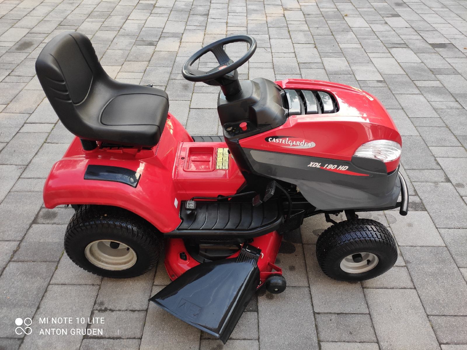 Vrtni traktor