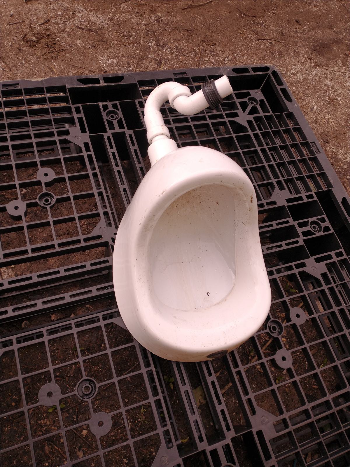 pisuar pisoar kopalnica wc stranišče