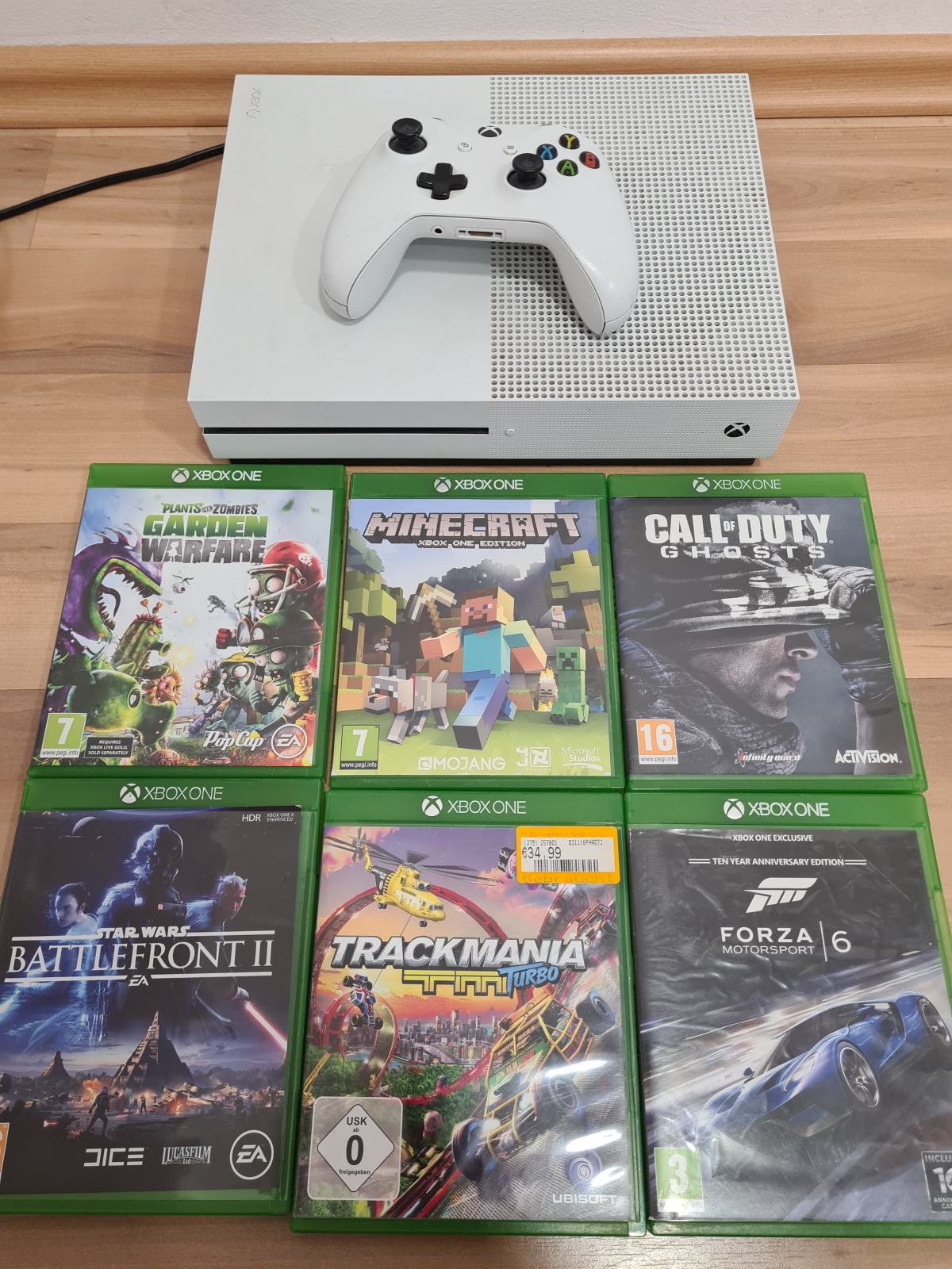 XBOX ONE S 1GB + 8 IGER