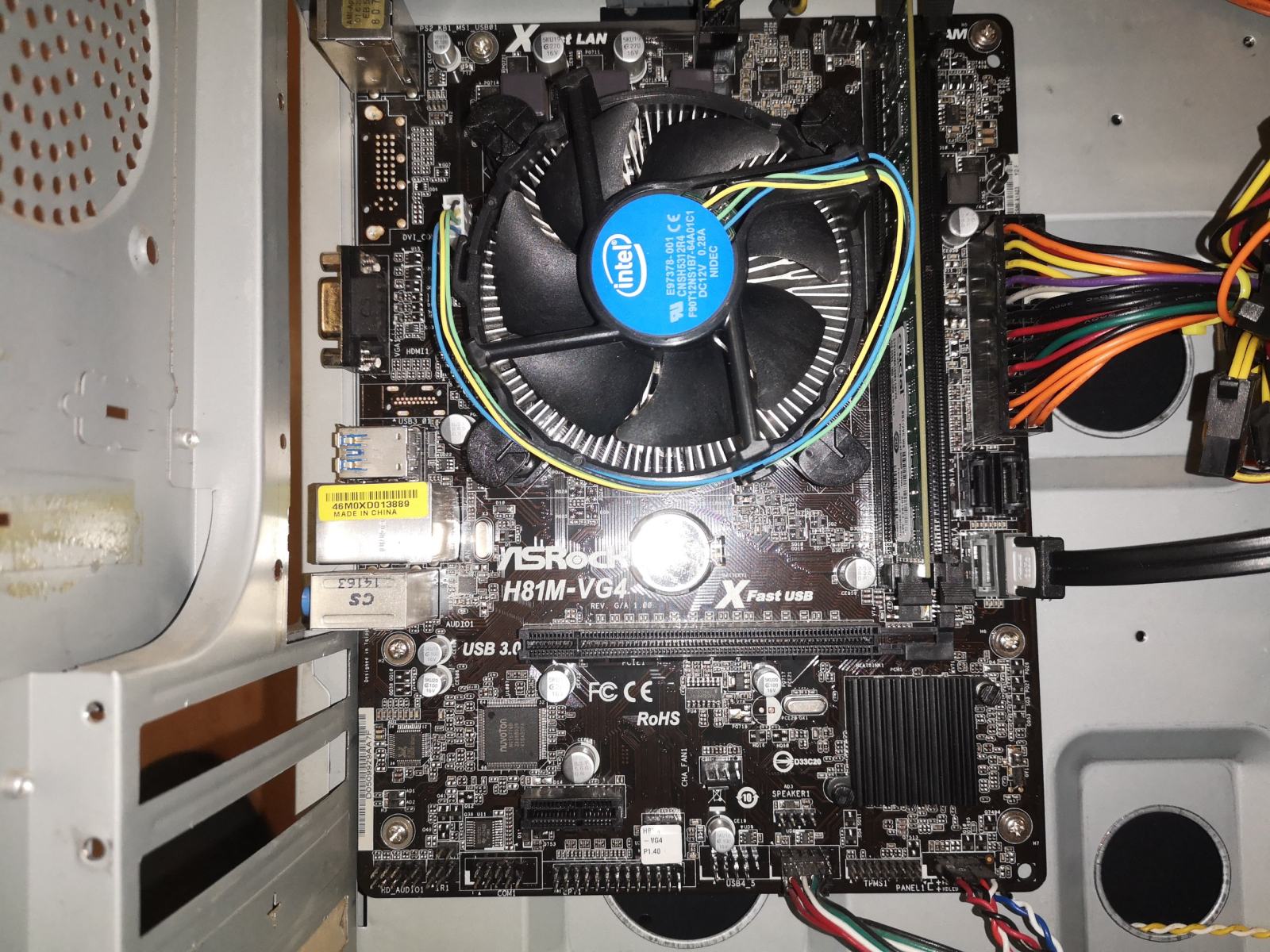 ASRock H81M-VG4 (Socket 1150) + CPU(iGPU) + RAM
