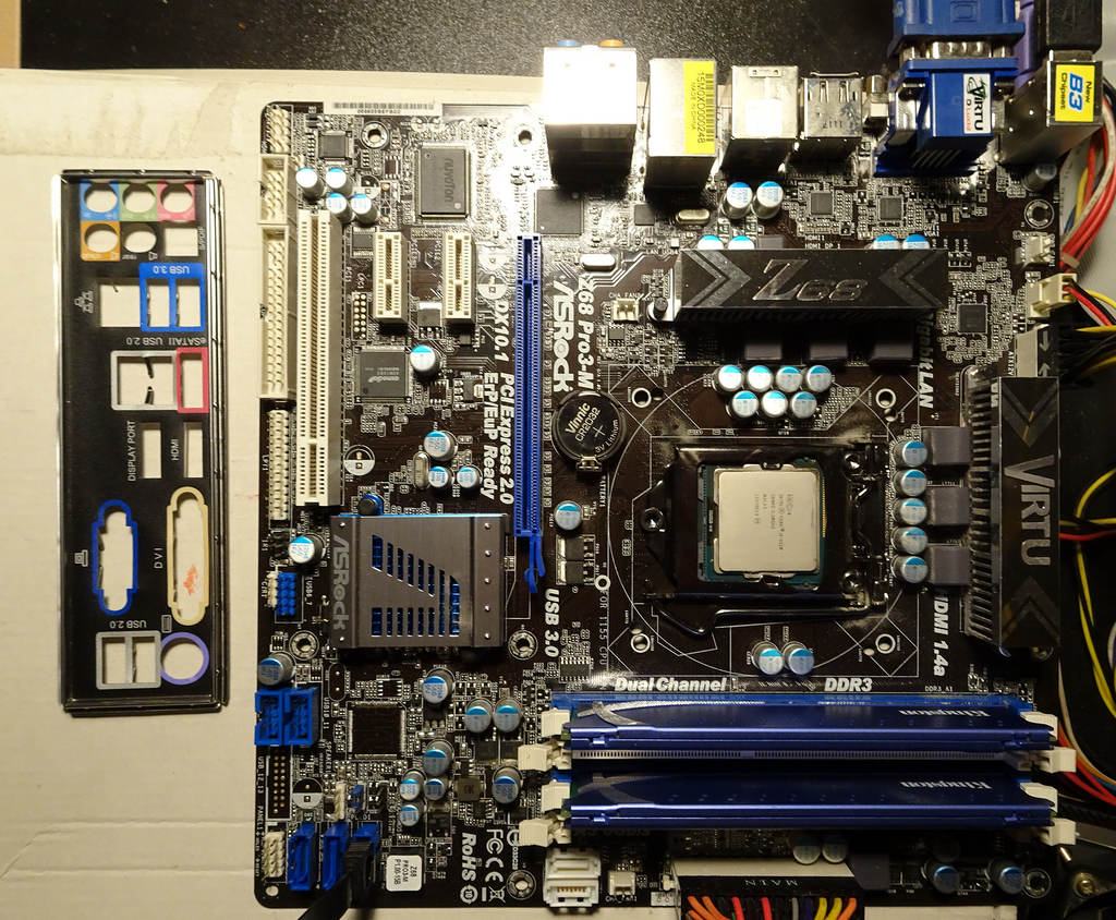 AsRock Z68 Pro3-M matična za Intel 1155 procesorje Sandy Ivy Bridge