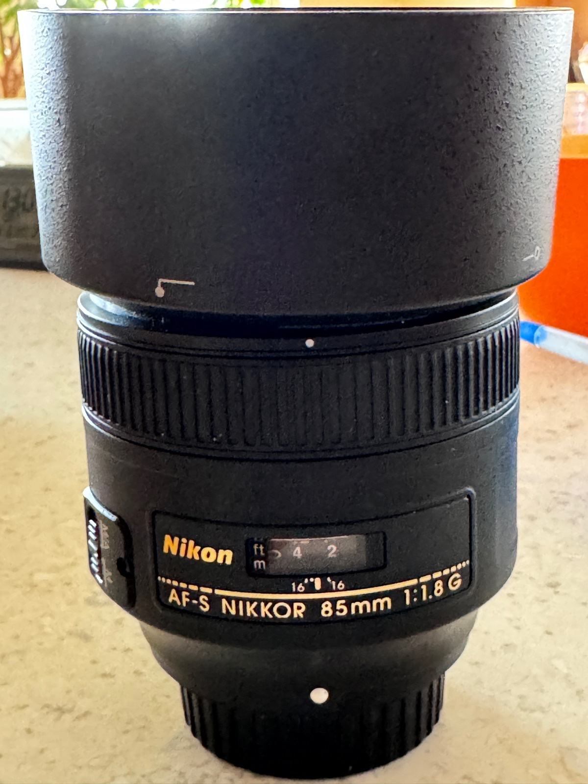 Nikkor 85mm 1.8