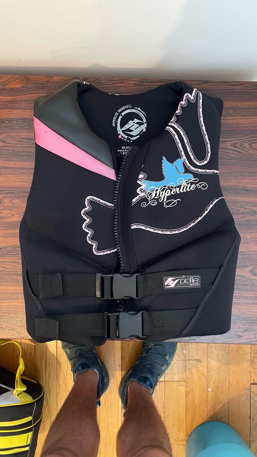 Life jacket hyperlite