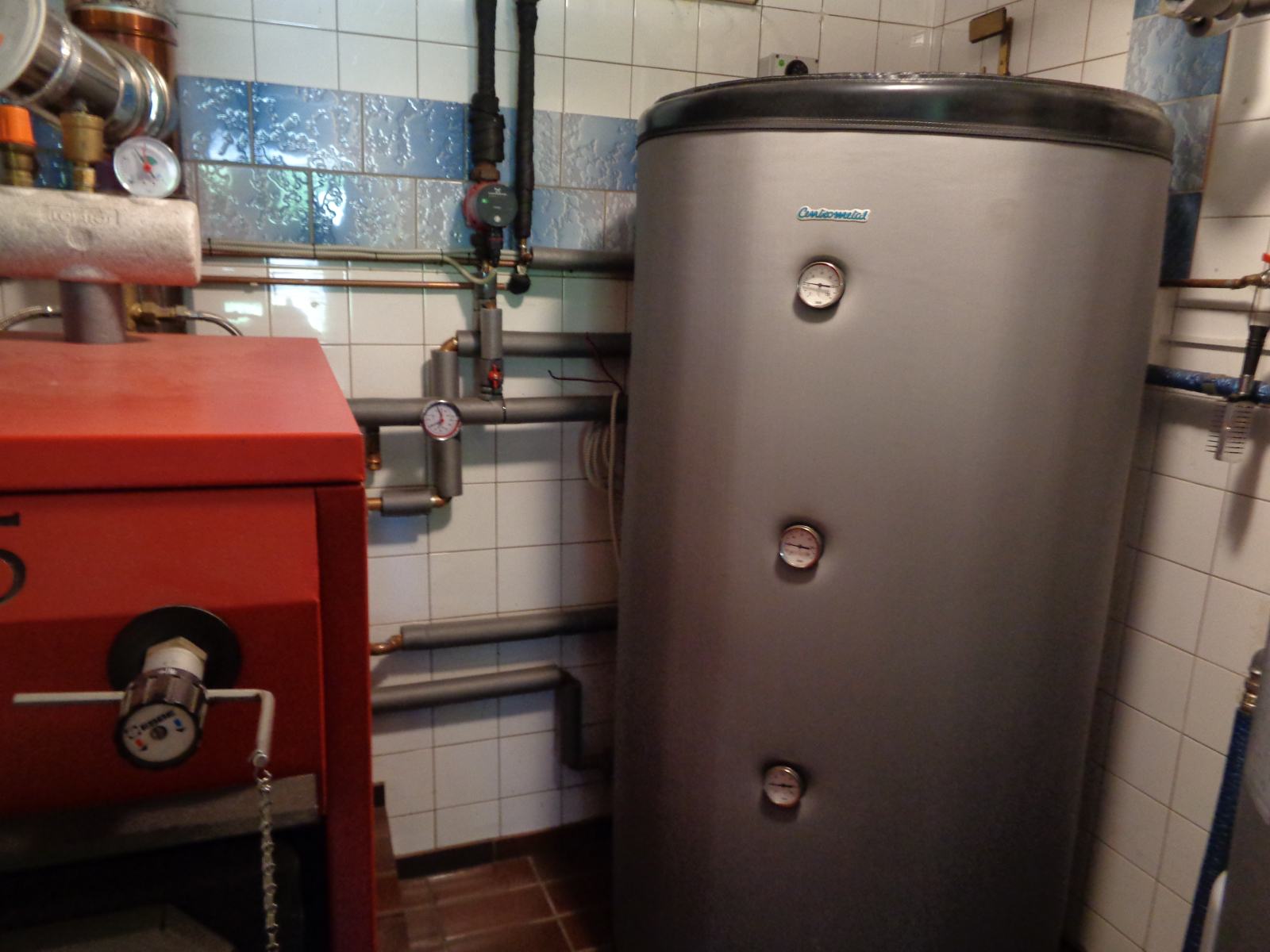 Zalogovnik za toplo vodo-akomulator CAS-500 CENTROMETAL