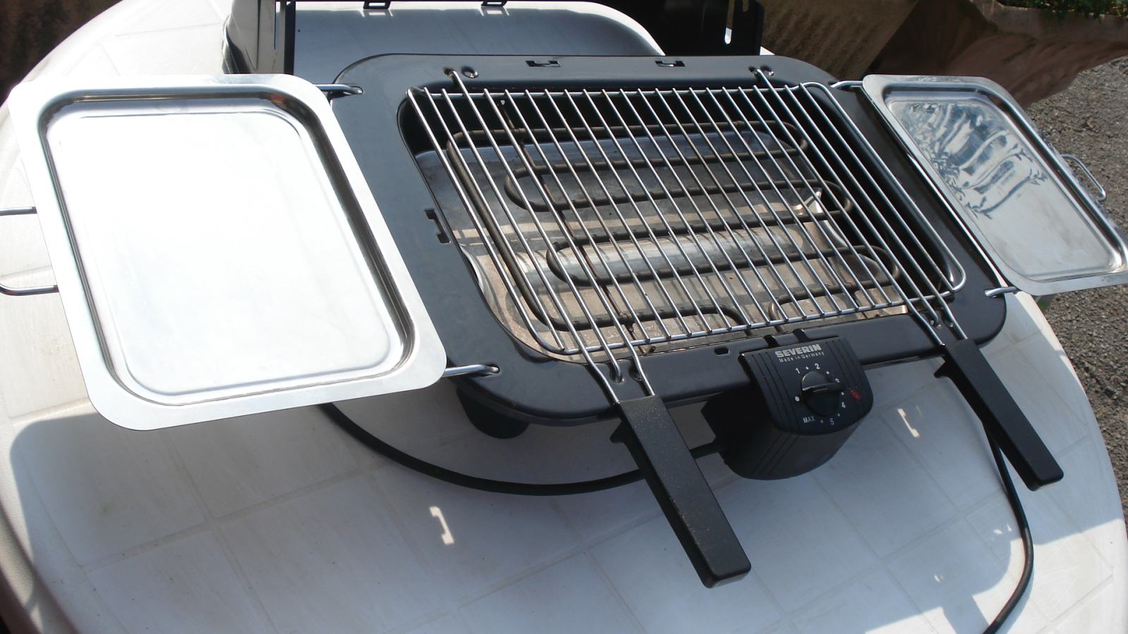 ELEKTRIČNI ZAR - GRILL