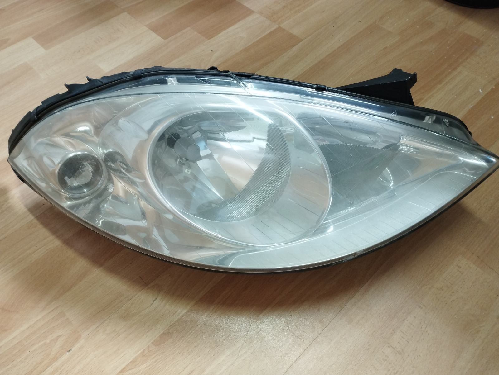 MERCEDES A - sprednja desna luč
